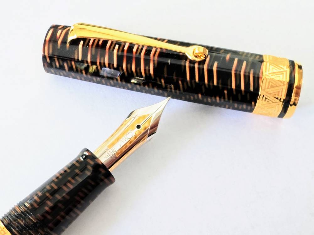 ASC Gladiatore Medio Bronze Faceted Skyscraper Fountain Pen