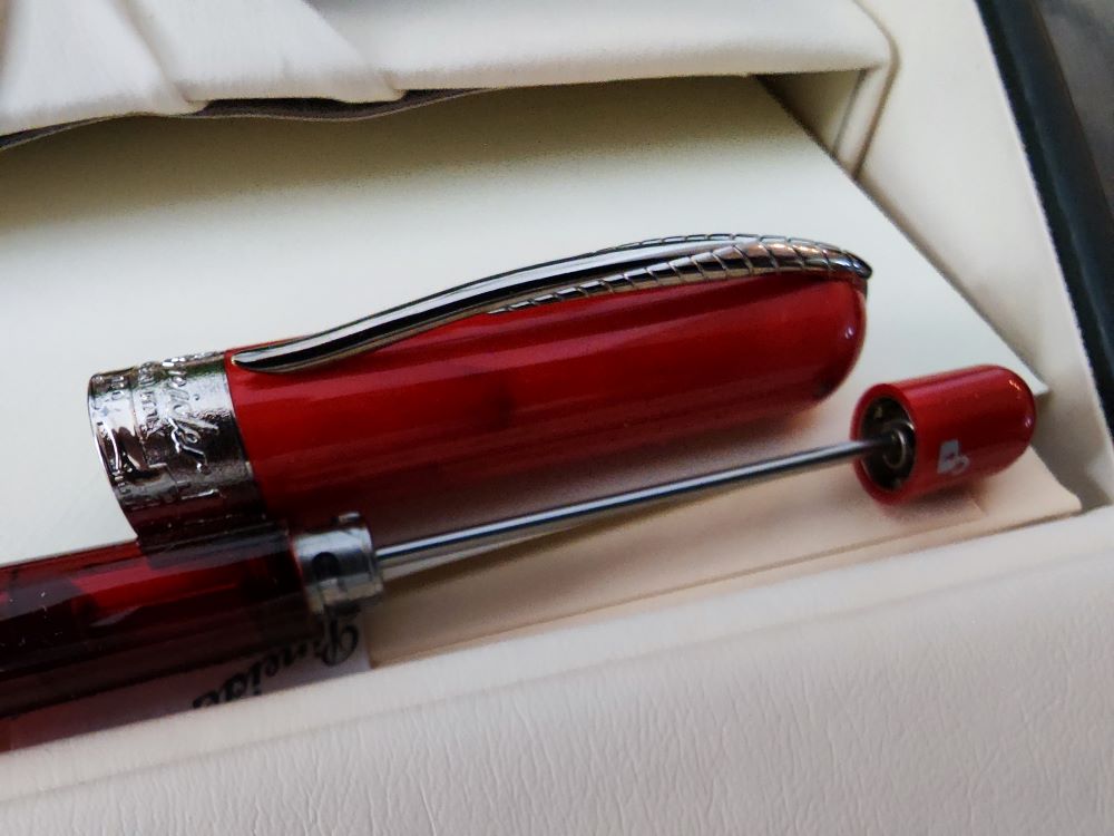 Pineider Avatar UR Twin Tank Touchdown Devil Red Fountain Pen