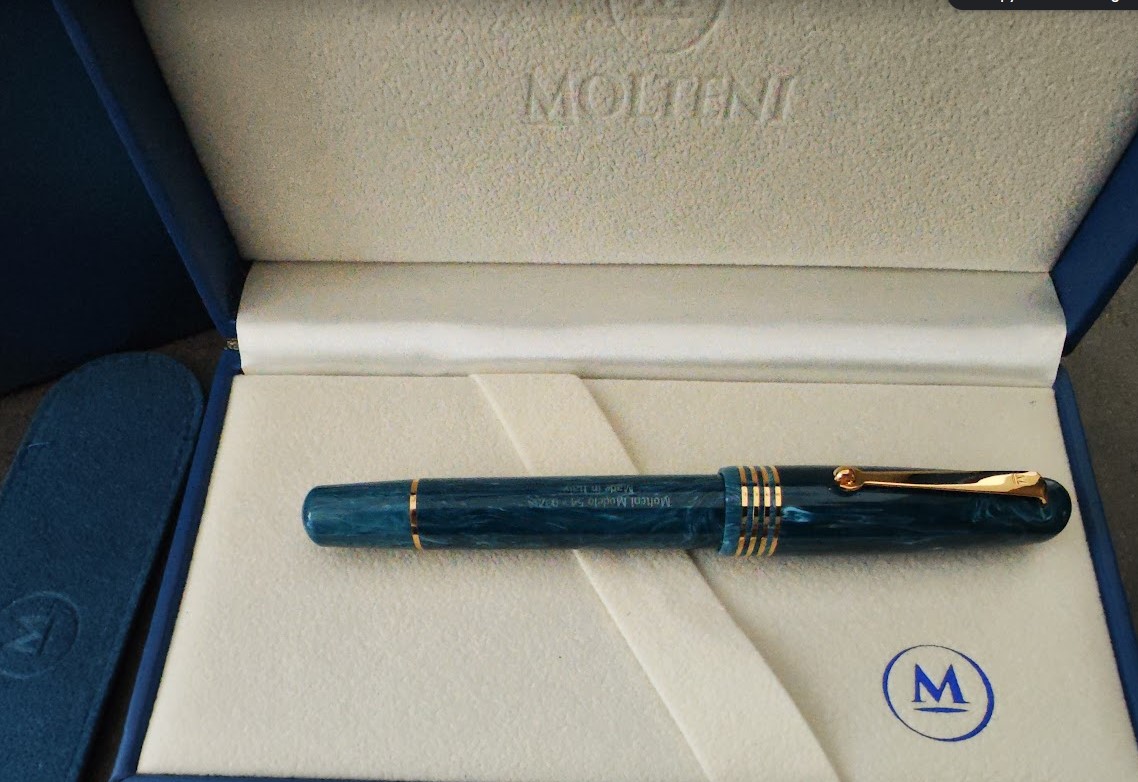 Molteni Modelo 54 Capri Blue Gold Trim Fountain Pen