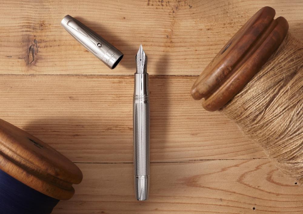 Montegrappa Extra Argento Silver Fountain Pen +Free Pen Case