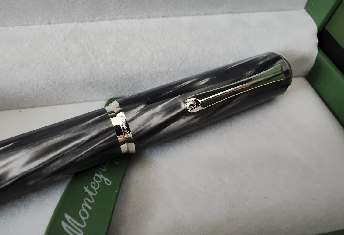 Montegrappa Master Arte Celluloid Grey Collection Fountain Pen