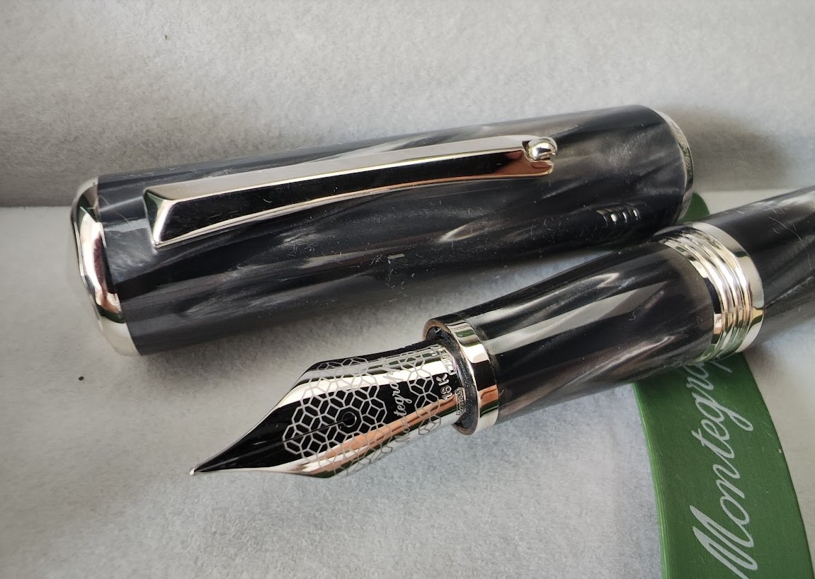 Montegrappa Master Arte Celluloid Grey Collection Fountain Pen Sale
