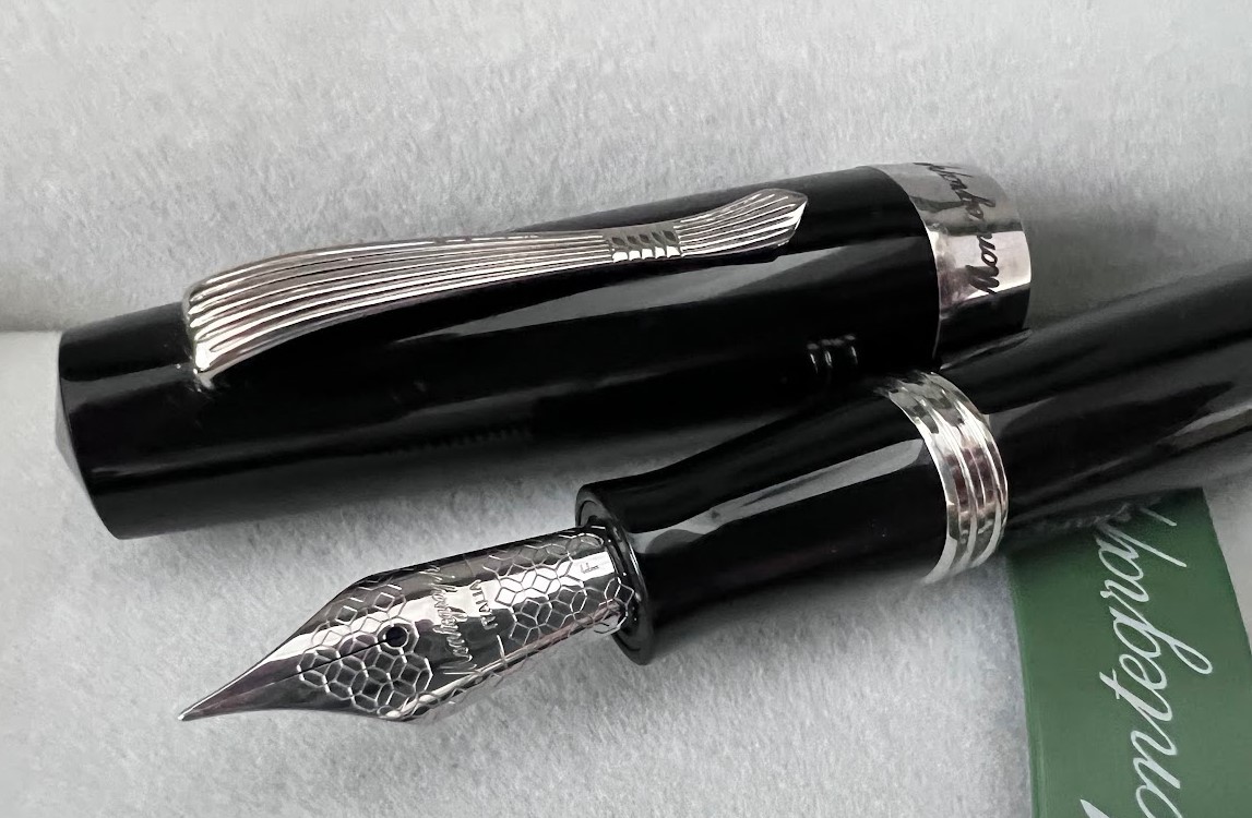 Montegrappa Elmo 02 Black Fountain Pen