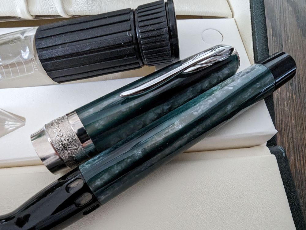 Pineider Arco Green Desert Beetle Ltd Edition Fountain Pen SALE