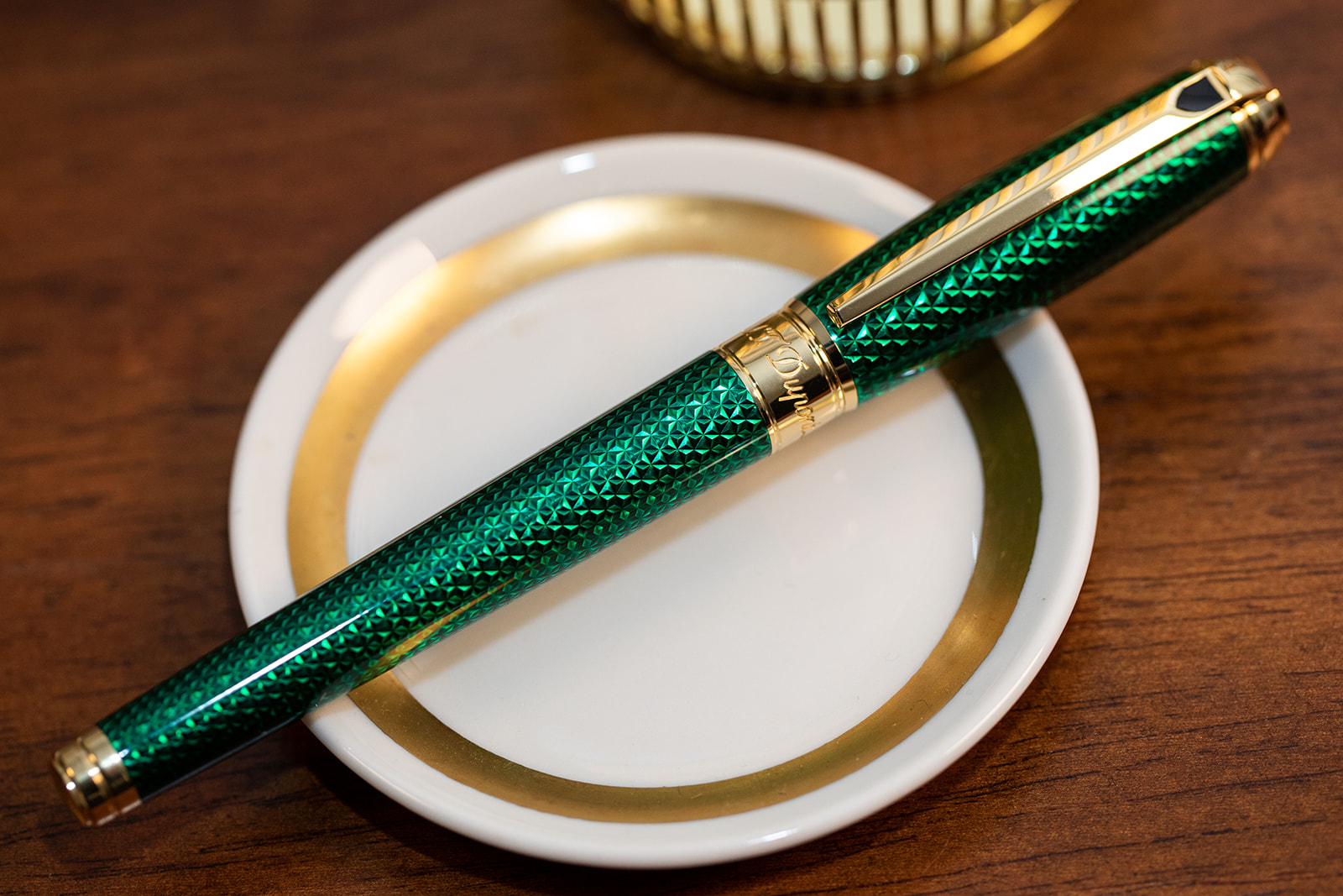 S.T. Dupont Firehead Guilloche Line D Large Emerald Fountain Pen 410113L