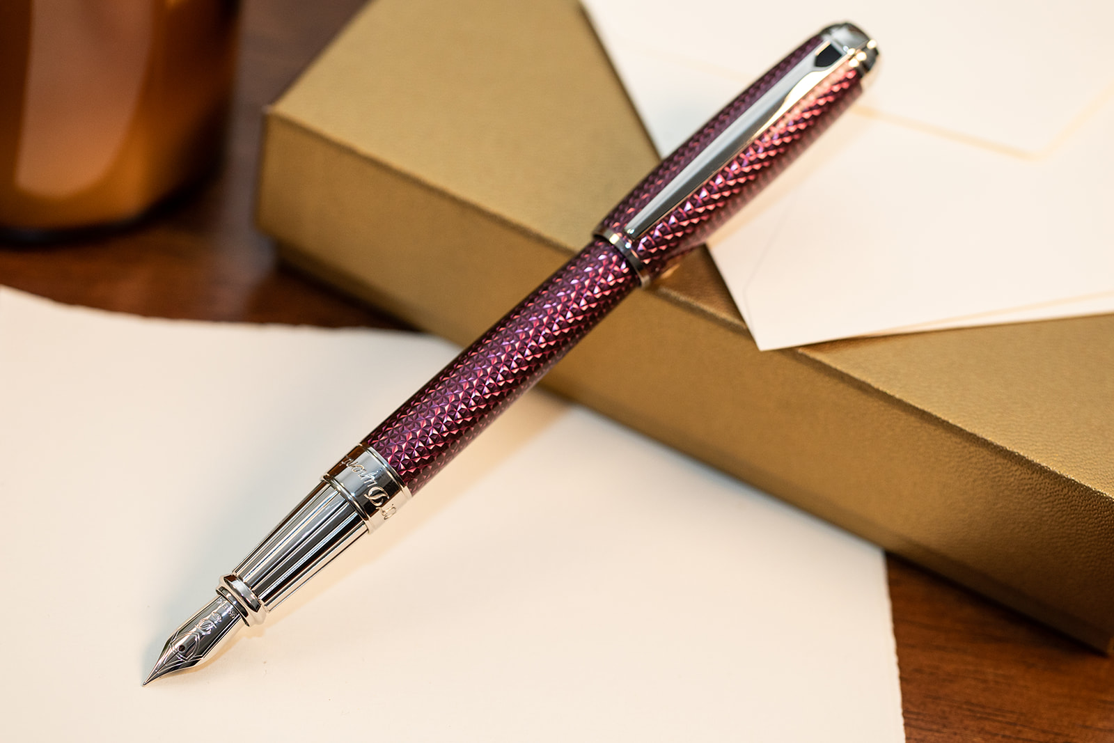 S.T. Dupont Firehead Guilloche Line D Large Amethyst Fountain Pen ...