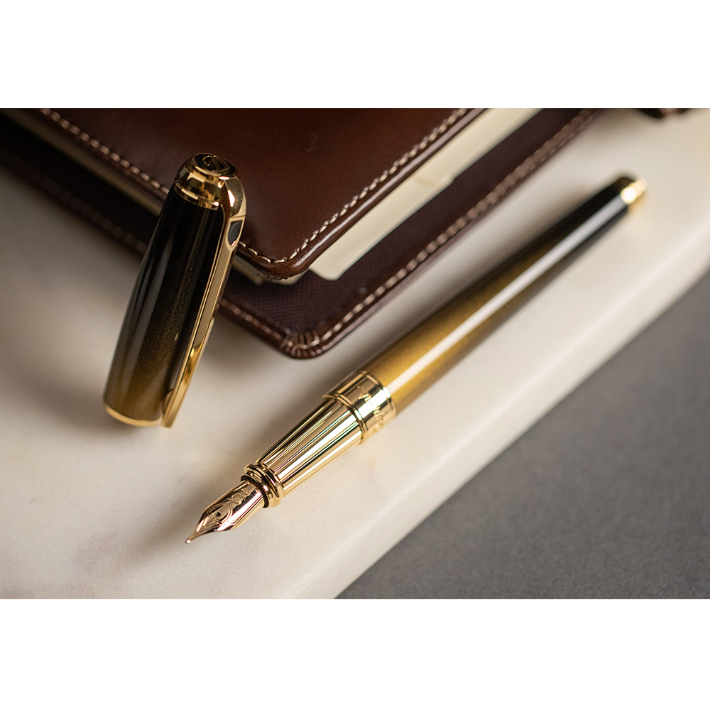 ST Dupont Line D Sunburst Black Natural Lacquer Fountain Pen