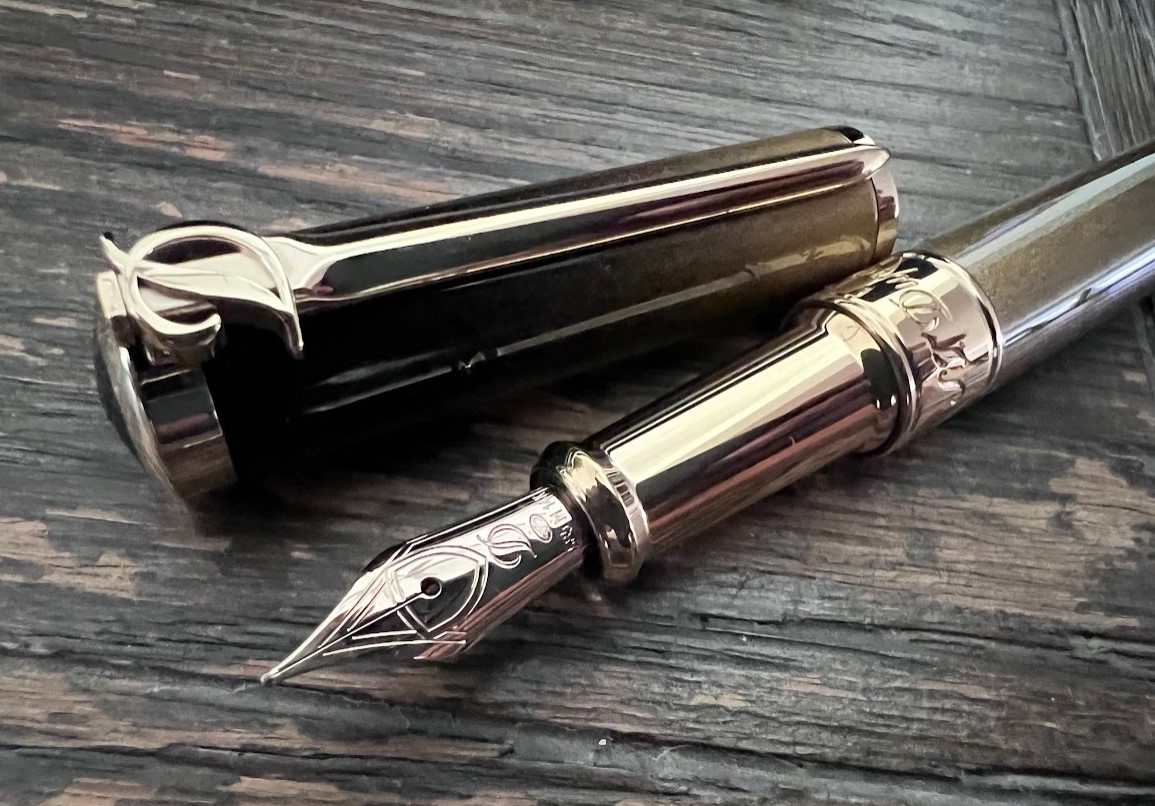 S.T. Dupont Sword Lacquer, Gold Plated, Bronze Fountain Pen # 290101 ...